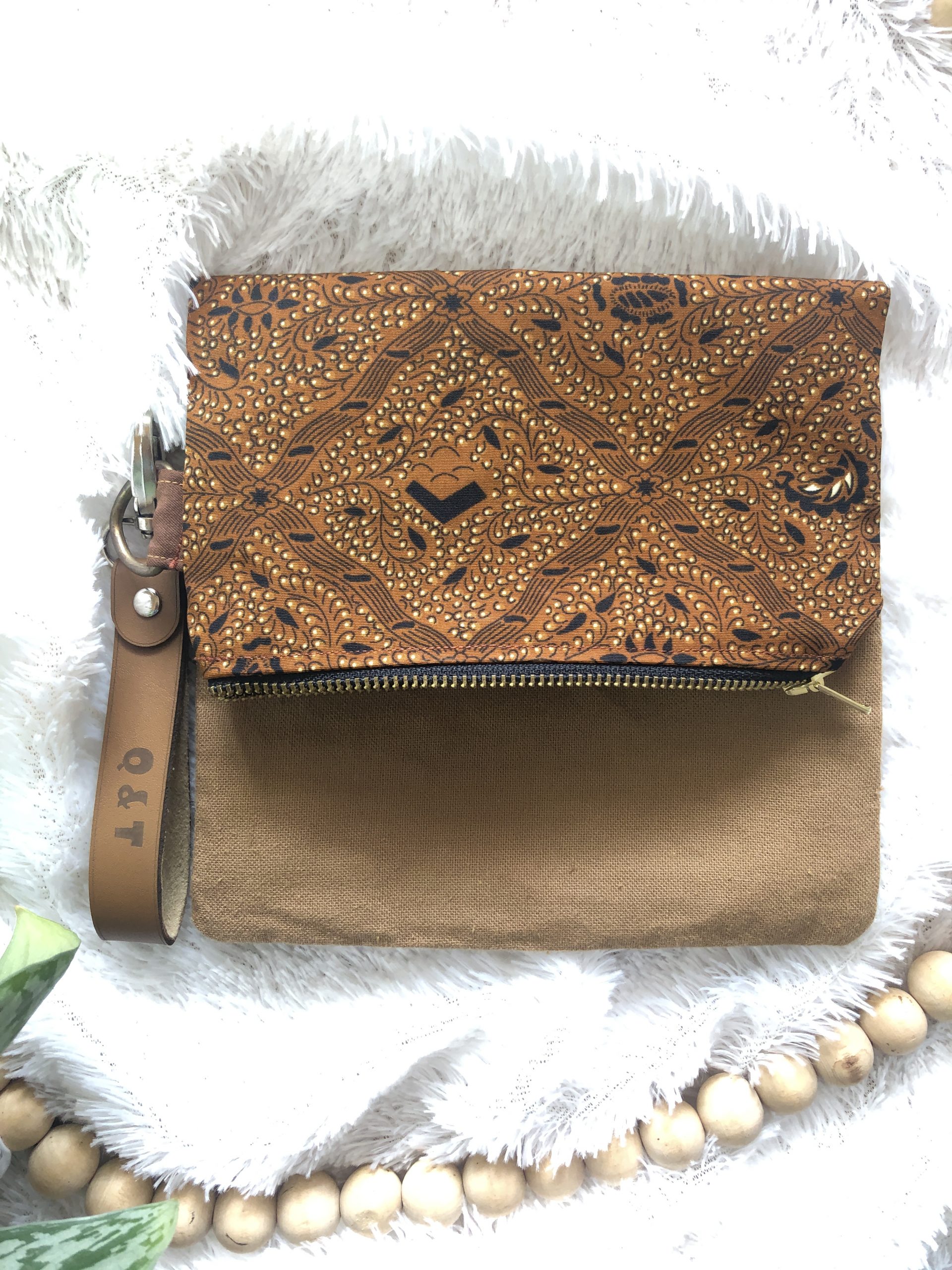 Indonesia Batik Silk Wristlet Bag | Q&T